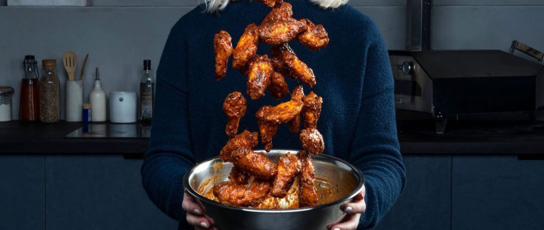 Alitas de Pollo Buffalo al horno de leña